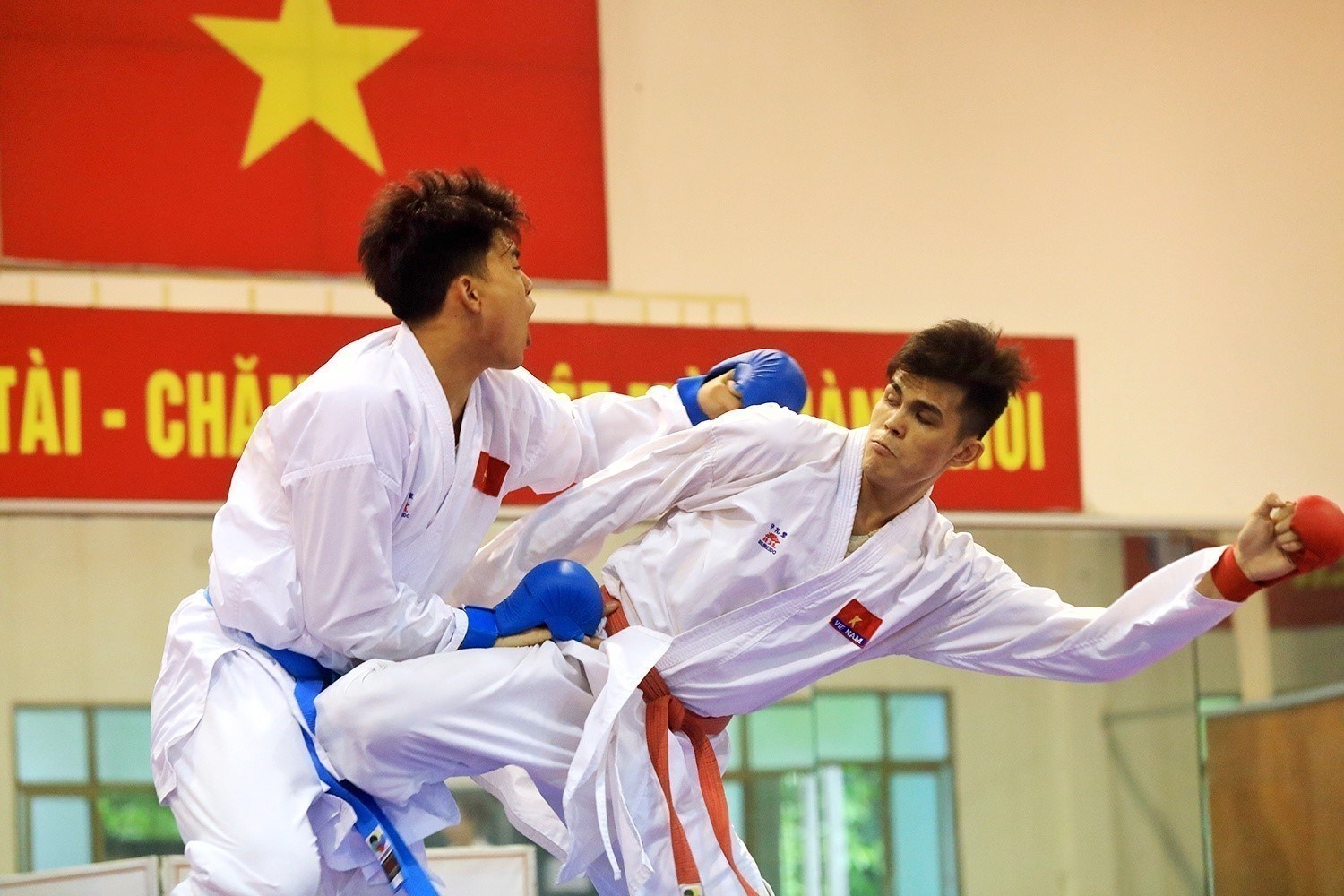 Karate team targets 4 golds at SEA Games 31 - Photos